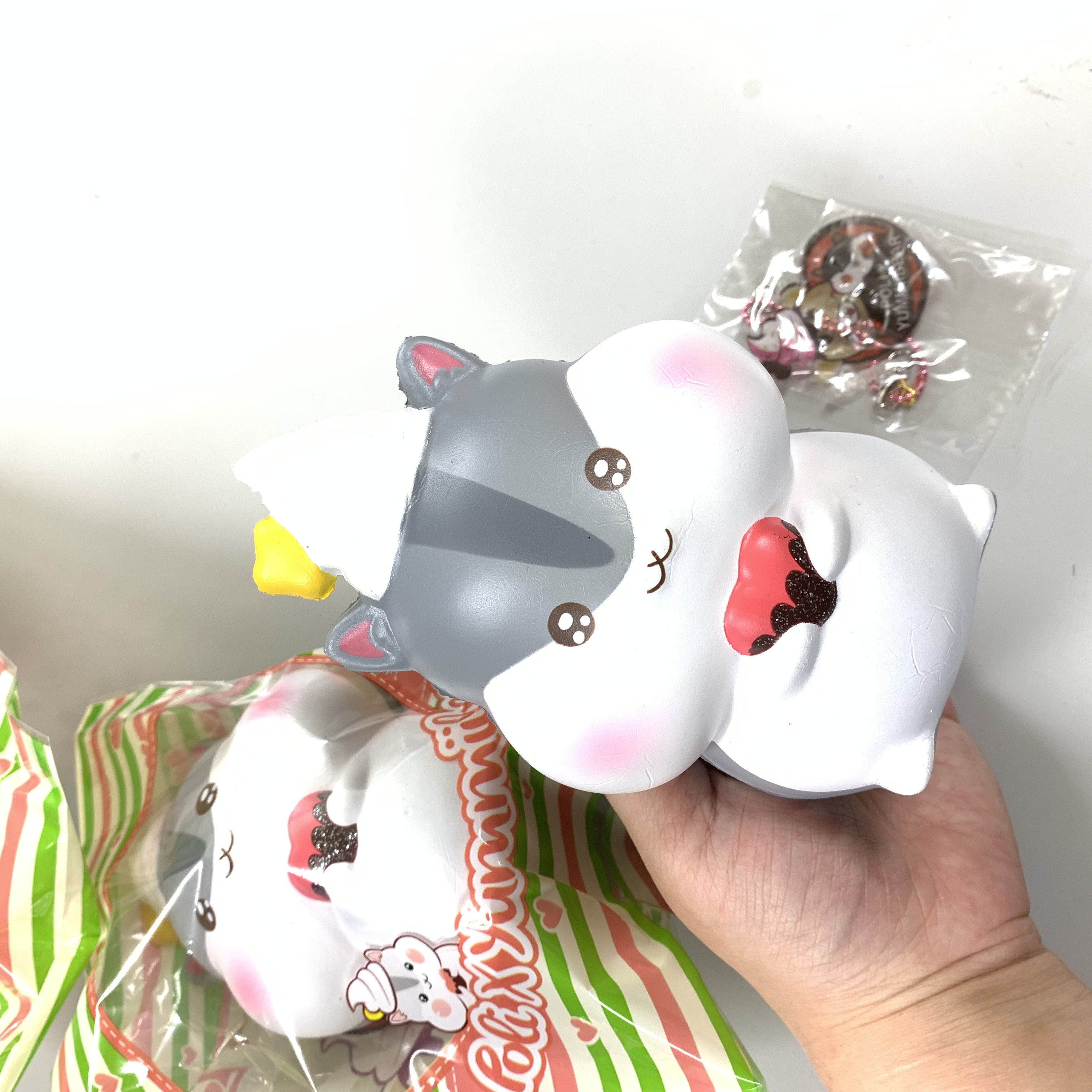 Creamiicandy x Popularboxes Angel poli squishy on Storenvy